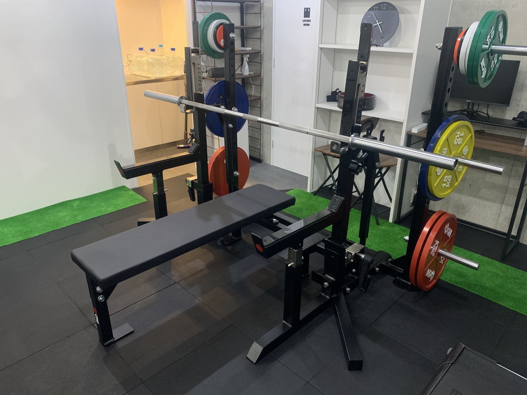 【2名まで】虎ノ門ヒルズ付近。6駅4路線利用可。ONIパワーリフティング公認コンボラックの写真1