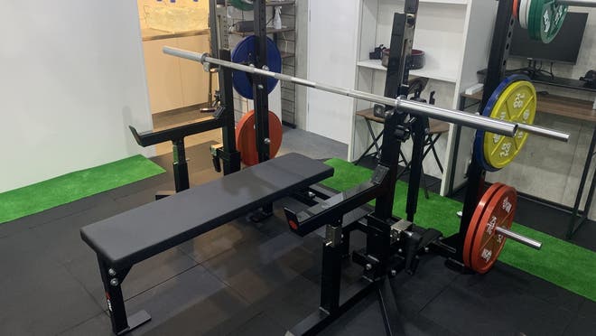 【2名まで】虎ノ門ヒルズ付近。6駅4路線利用可。ONIパワーリフティング公認コンボラックの写真1