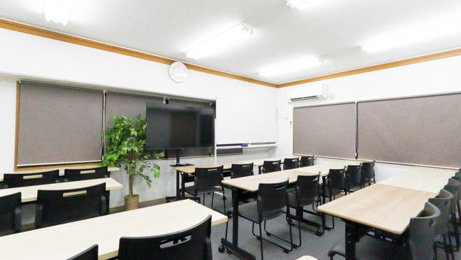 【JR品川駅徒歩3分!30名利用可!】55インチモニター・WiFi全て無料!男女別トイレ有!ふれあい貸し会議室 品川No117の写真3