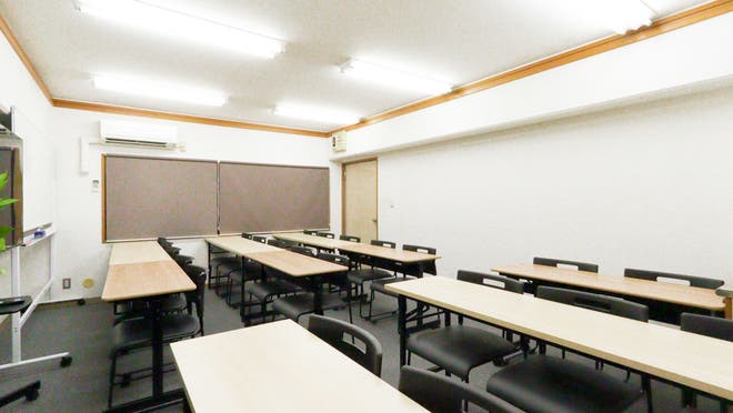 【JR品川駅徒歩3分!30名利用可!】55インチモニター・WiFi全て無料!男女別トイレ有!ふれあい貸し会議室 品川No117の写真4