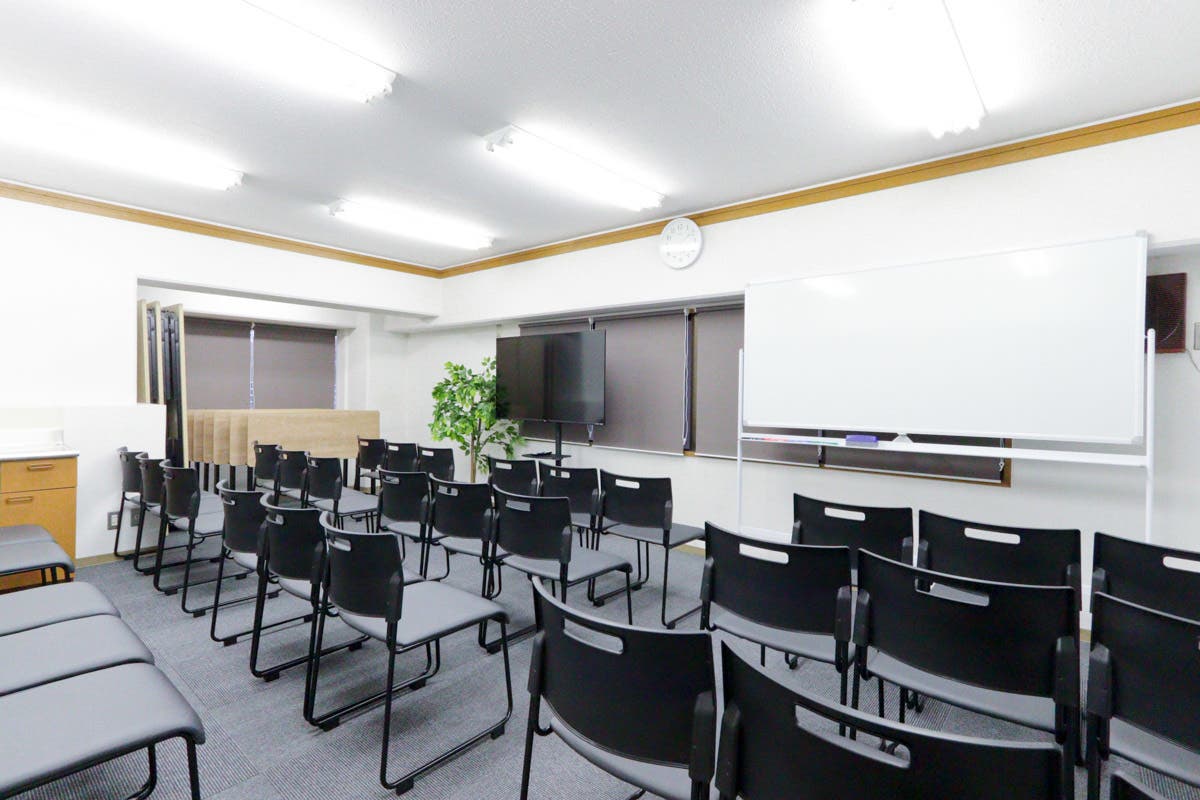 【JR品川駅徒歩3分！30名利用可！】55インチモニター・WiFi全て無料！男女別トイレ有！ふれあい貸し会議室 品川No117の写真11