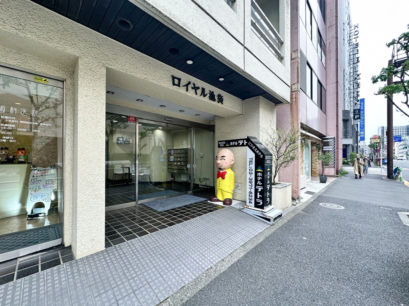 【池袋駅南口3分】8席、光回線高速WiFi、モニター・ホワイトボード完備☆1日1回スタッフ完全清掃の会議室の写真25