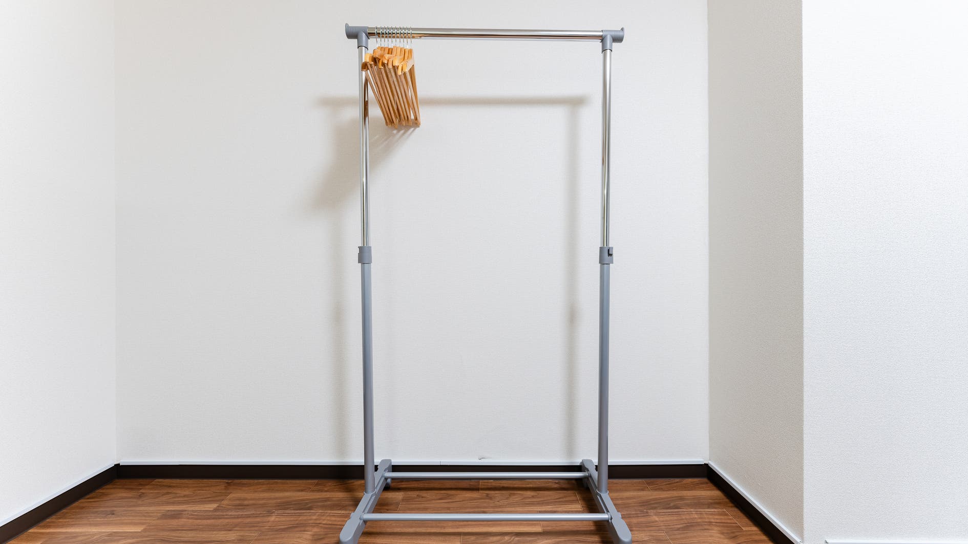 【池袋駅5分】8席、光回線高速WiFi、モニター・ホワイトボード完備☆1日1回スタッフ完全清掃の会議室の写真10