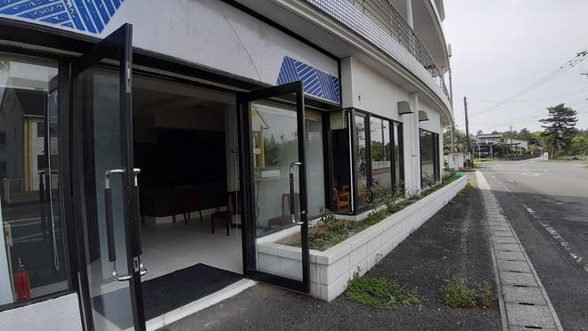 【カウンターシート、キツキ住吉浜】リモートワーク、勉強、読書、自習スペースに利用できます。ゆったりとした駐車場あります。の写真11