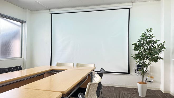 【インボイス対応/法人仕様】京都の真面目な会議室/◆お気軽会議室京都河原町◆◆控室用意可能/大型モニター/プロジェクター無料の写真6