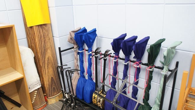 Aスタジオ/リノリウム床仕様でバレエの個人練習に最適♪ 大型鏡に防音仕様で各種ダンスにスピーカーが使い放題!!の写真11