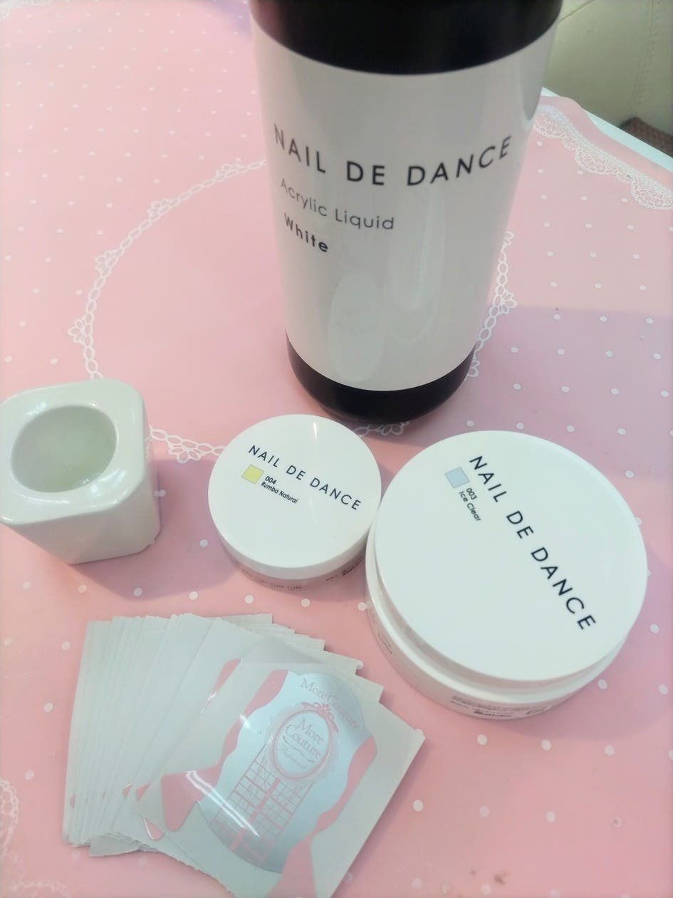 新宿駅徒歩5分☆ネイル材料·機材完備☆手ぶらで利用できるシェアサロン♪セルフネイルも◎当日予約OK！まつ毛もご相談可！の写真5