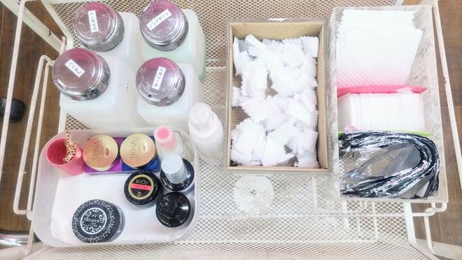 新宿駅徒歩5分☆ネイル材料·機材完備☆手ぶらで利用できるシェアサロン♪セルフネイルも◎当日予約OK!まつ毛もご相談可!の写真4