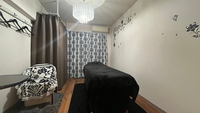 駅近/徒歩1分/完全個室/24時間使用可/禁煙/シャワー完備/隠れ家/おしゃれの写真1