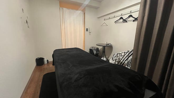 駅近/徒歩1分/完全個室/24時間使用可/禁煙/シャワー完備/隠れ家/おしゃれの写真2