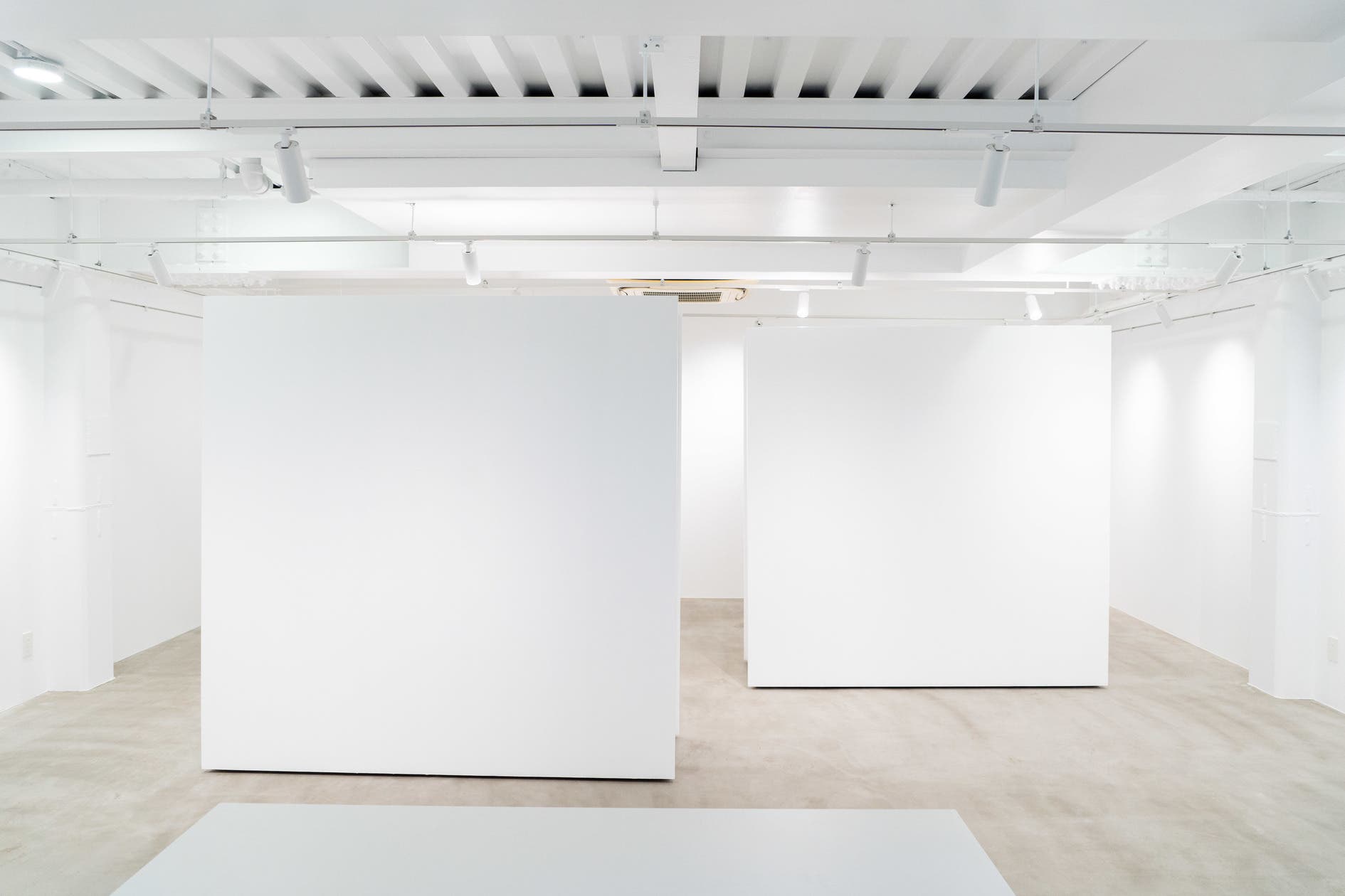 作品展示やPOPUP、撮影スペースとしても使えるレンタルスペース！の写真6