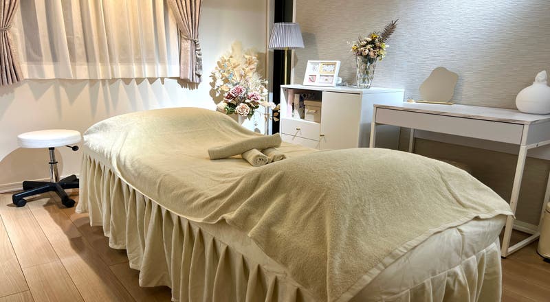 【SPA ROOM２】各線梅田駅徒歩７分 | 完全個室空間 | 電気昇降ベッド | 大判タオル１枚無料！