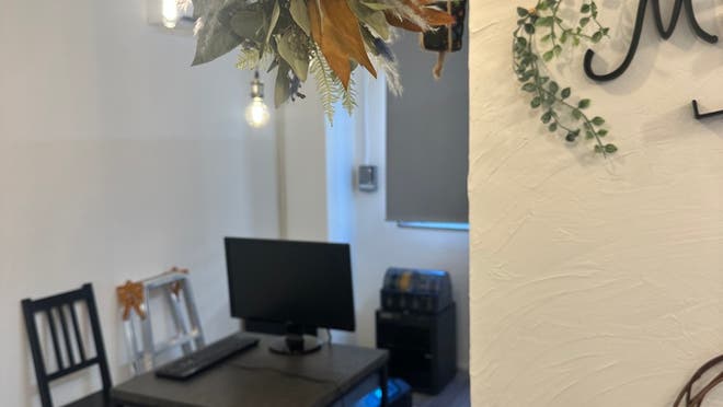 JR大津駅7分|ライティングのしやすい部屋◎2ブース有|ドライフラワー装飾の写真3