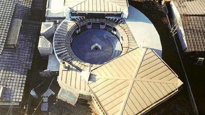 香川県・多度津町《さぬき浜街道》からすぐの一棟貸。『ギャラリー』『撮影スタジオ』『スピリチュアルワーク』などに最適な異空間の写真4