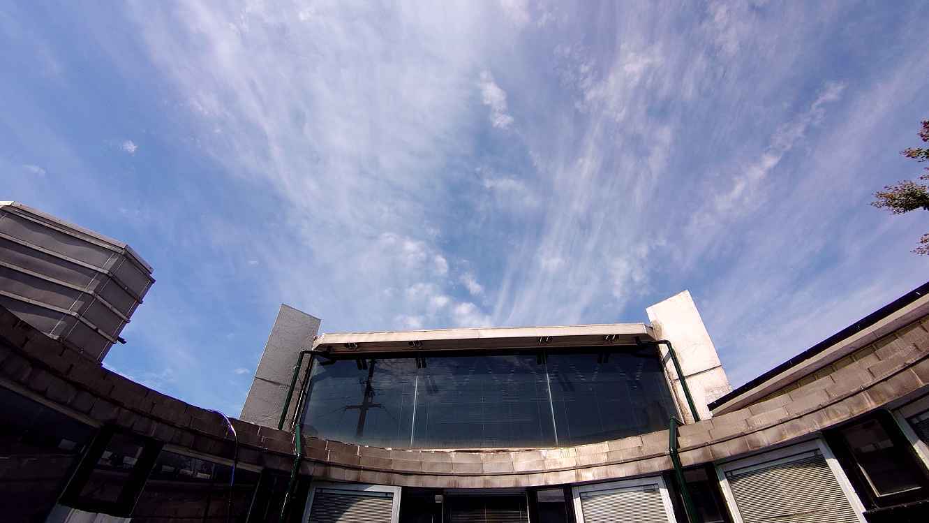 香川県・多度津町《さぬき浜街道》からすぐの一棟貸。『ギャラリー』『撮影スタジオ』『スピリチュアルワーク』などに最適な異空間の写真7