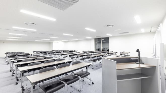 【水戸駅直結徒歩1分】最大90名✨会議室③・④(窓あり)セミナー/研修/講演会/WEB会議/複数面接/レッスンなど◎の写真1