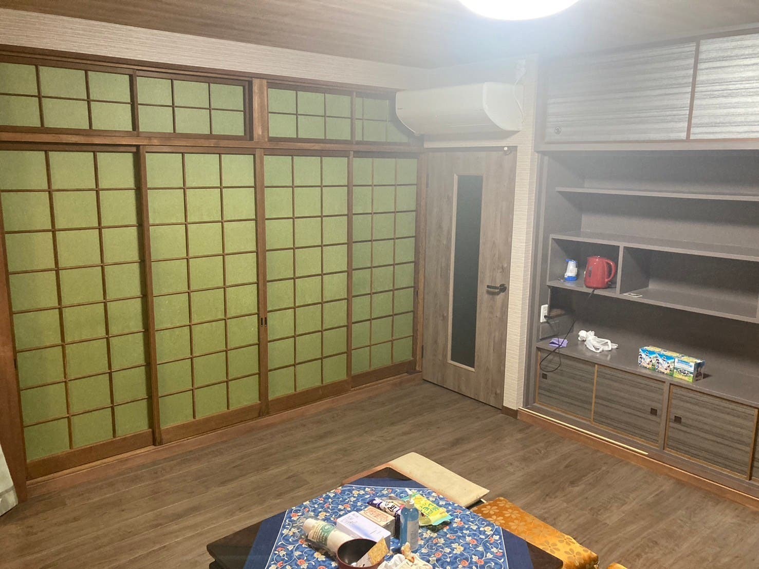 太郎丸シェアハウス　リビングスペースの写真6