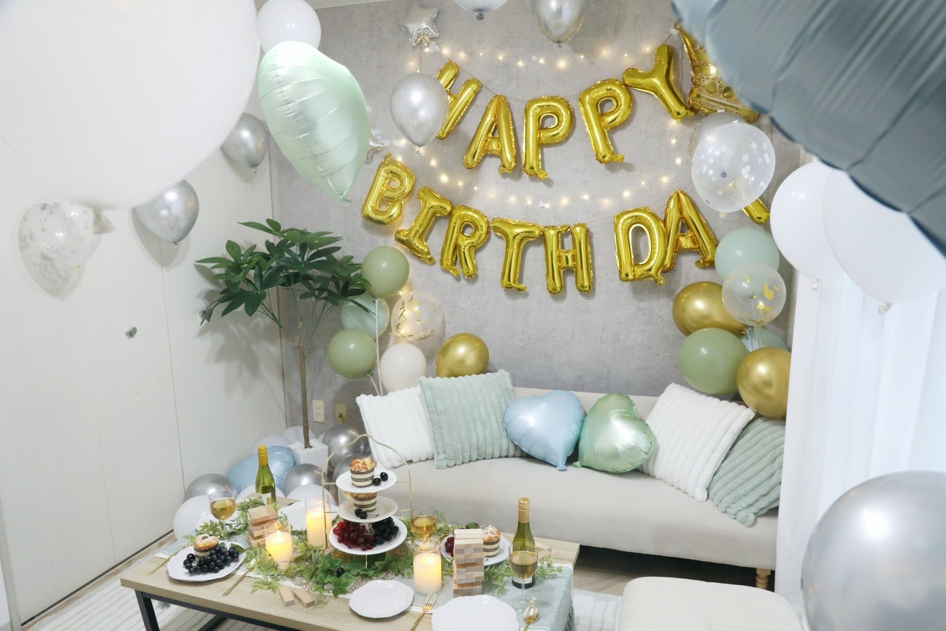 【話題の映え空間🌿】MARO船橋｜駅チカ5分🚃推し活🎬女子会🎂誕生日🎉65型TV完備✨の写真8