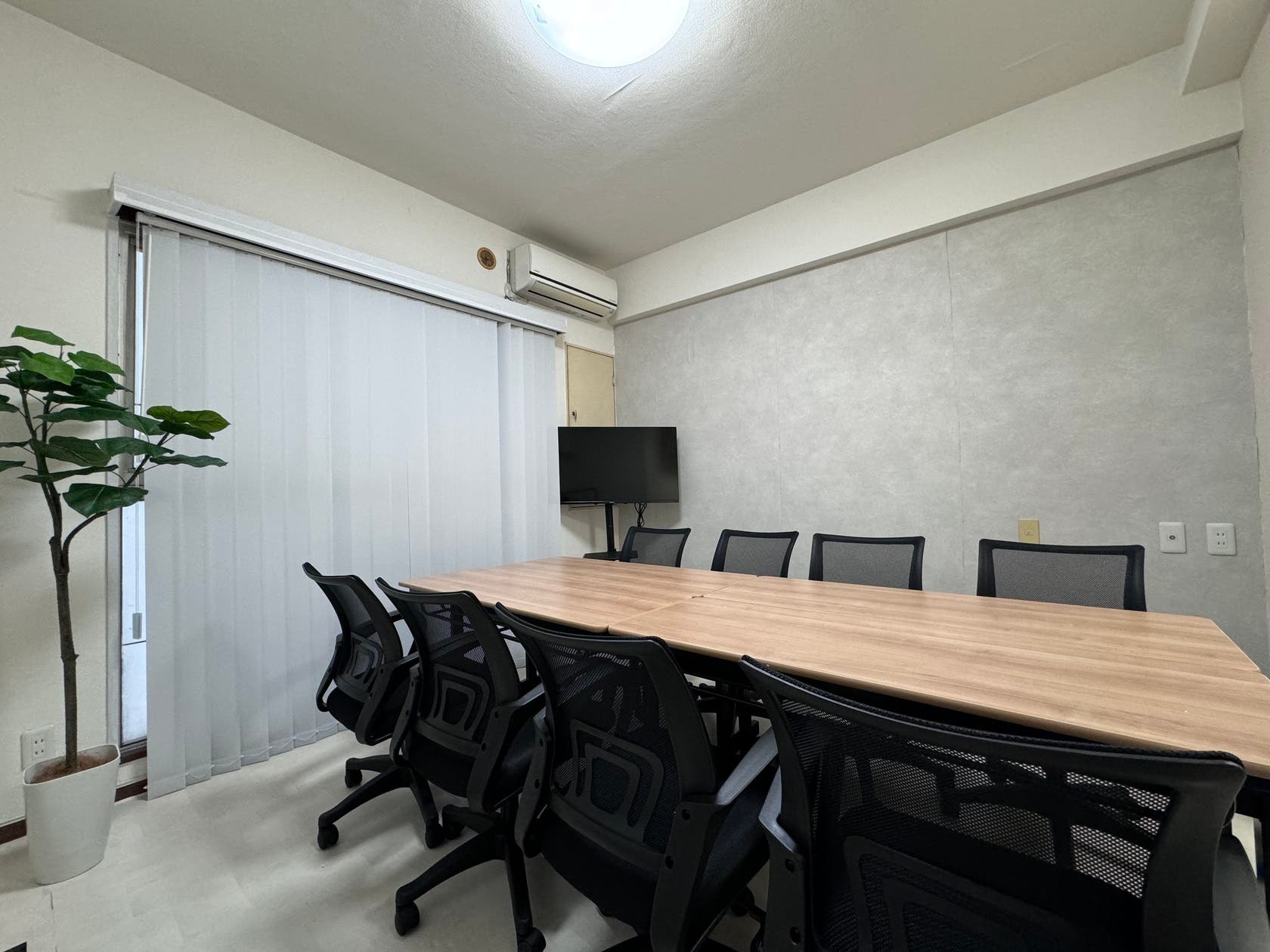 【駅チカ/スマイリー会議室】名古屋駅 徒歩3分/最大8名/WiｰFi/モニター/Web会議/ボードゲームの写真6