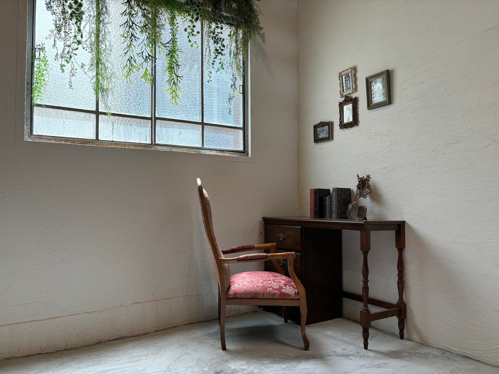 【自然光スタジオ】一棟貸切自然光の入る天高４Mの撮影スタジオ。様々なシーンが演出可能。の写真11