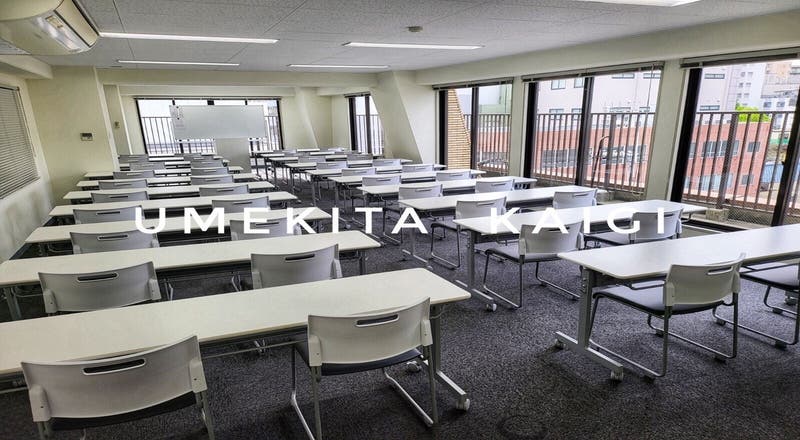 うめきた会議室《エイト５０２》【中津駅3分／梅田駅8分】ゆったり30名／Wifi（光回線）／プロジェクター無料