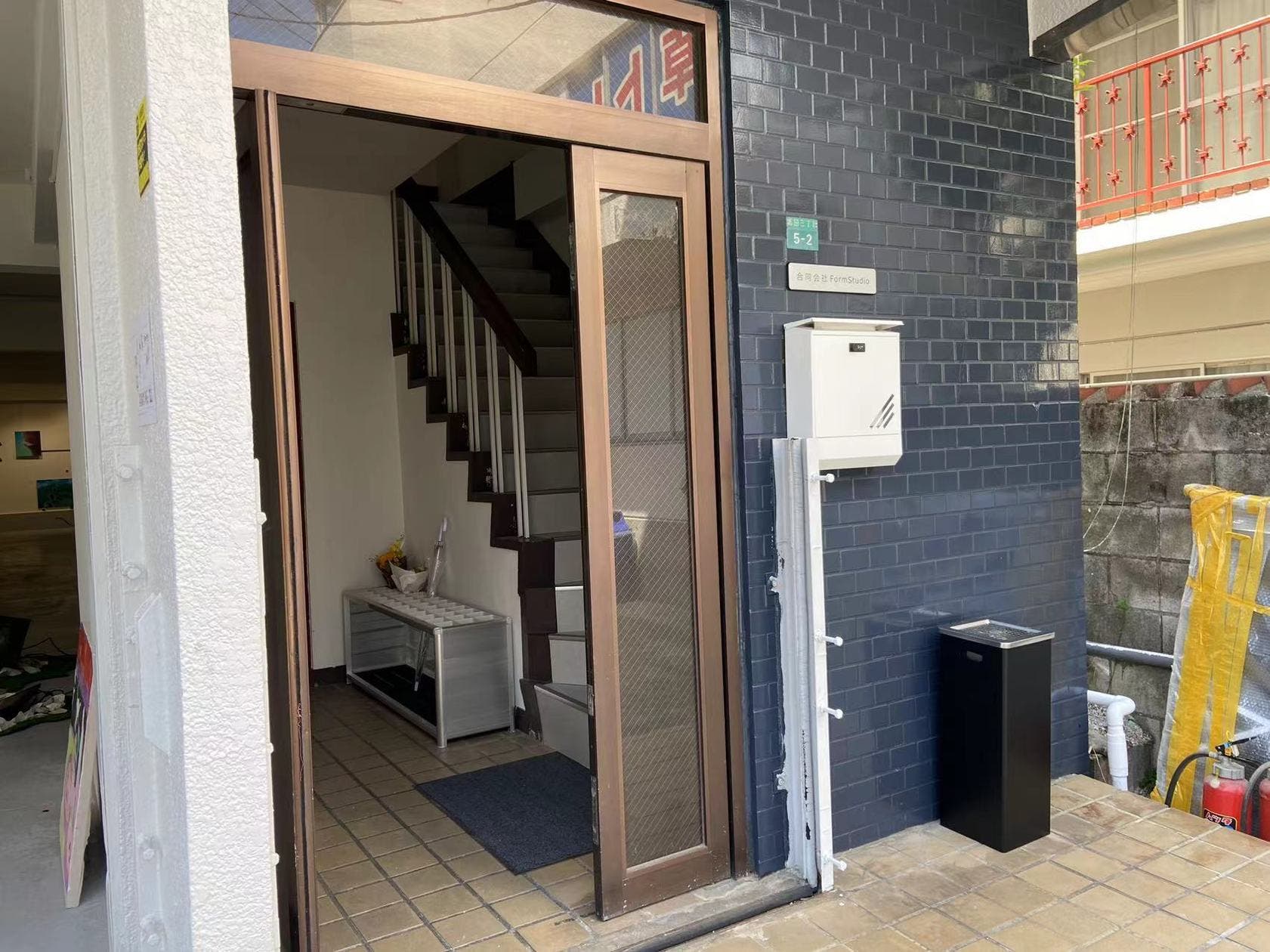 高田馬場平日 1,500円/1h★2A室、同ビル内に2部屋あり！最大16名着席でリーズナブルな貸会議室！の写真9