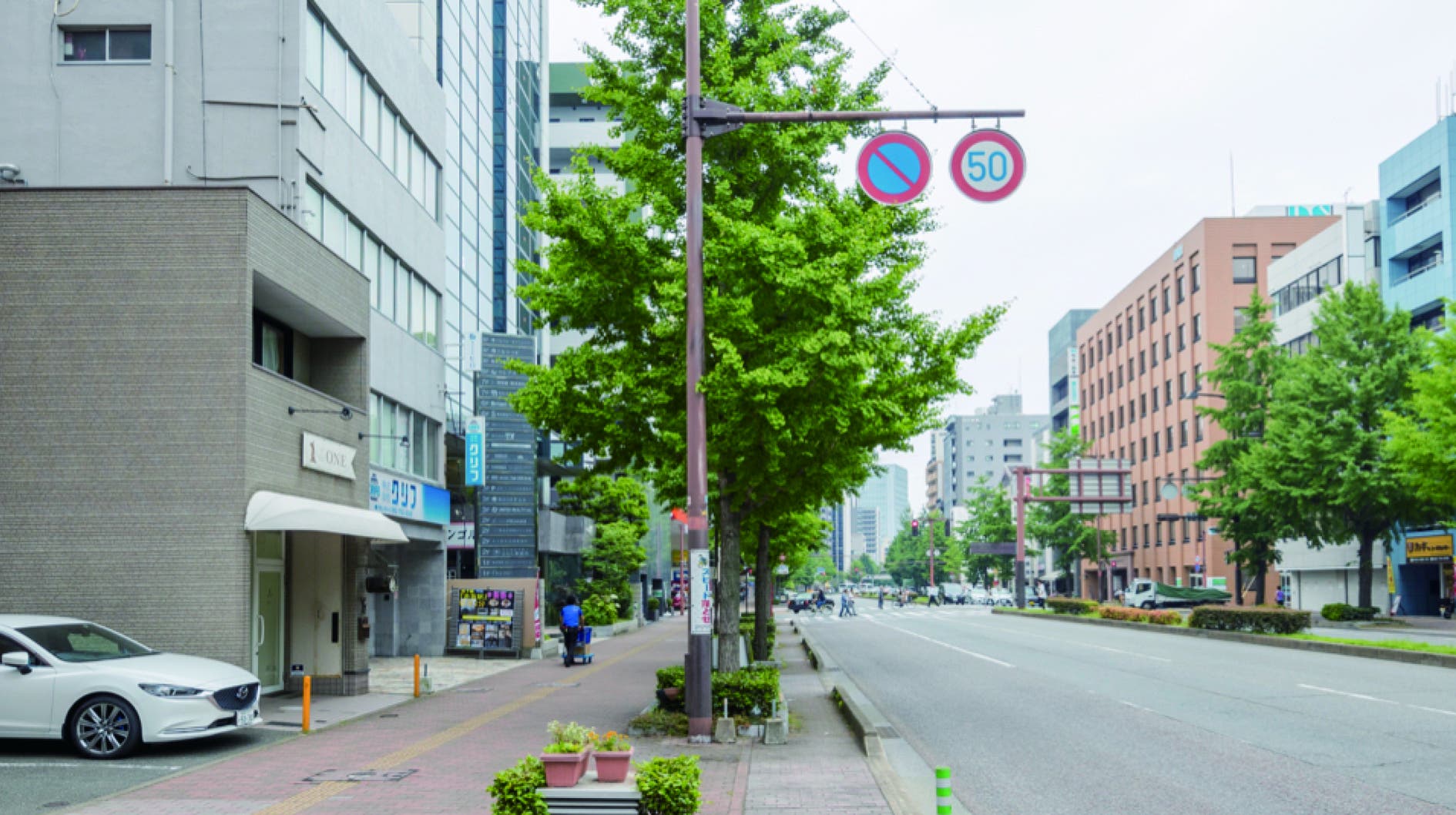 「赤坂駅」より 徒歩3分の路面のギャラリースペースの写真4