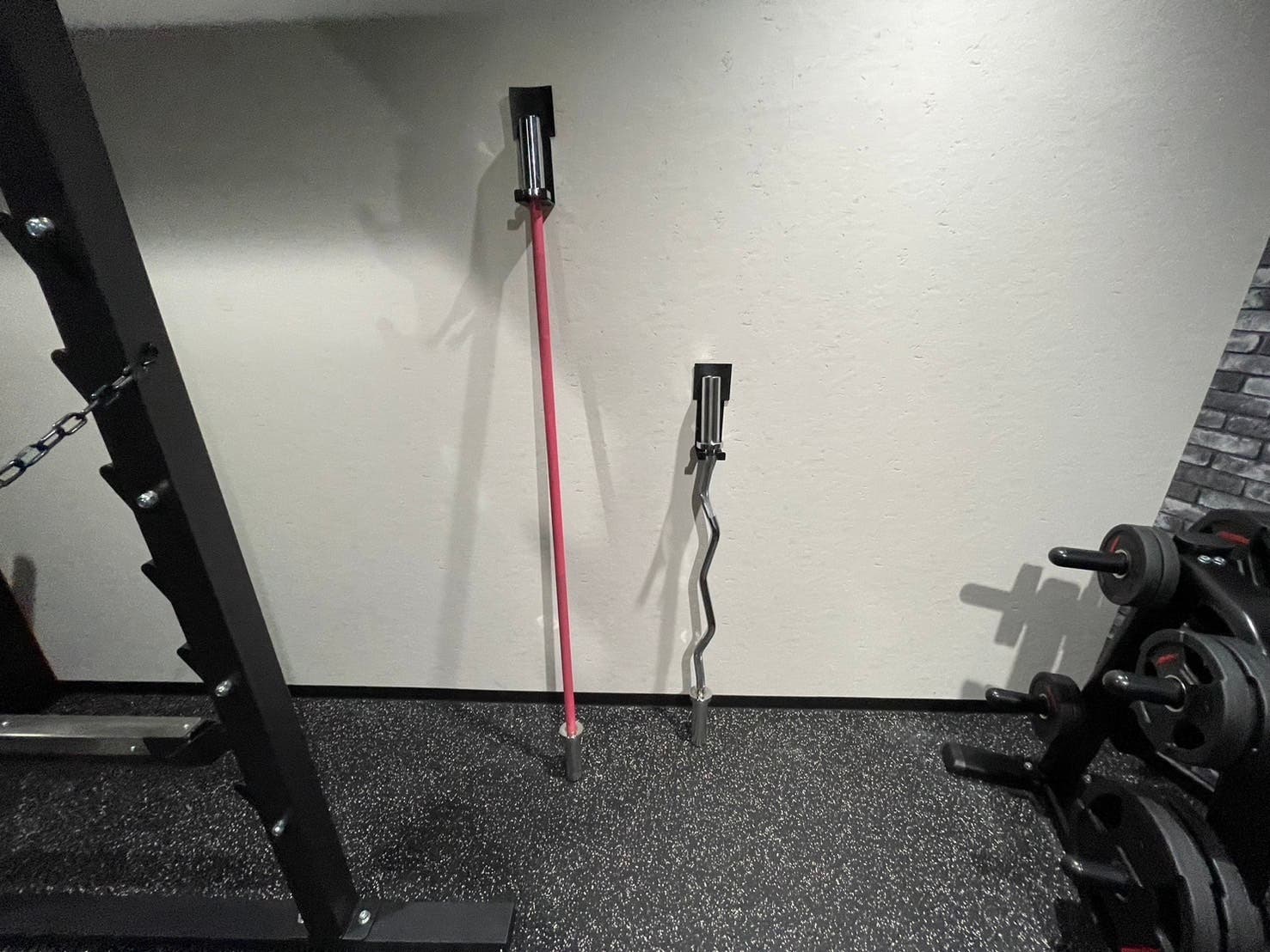 【ハコジム今川駅前店ルーム1】フリーウェイト中心の個室プライベートジム！人の目を気にせずフリーウェイトトレーニングをしよう！の写真8