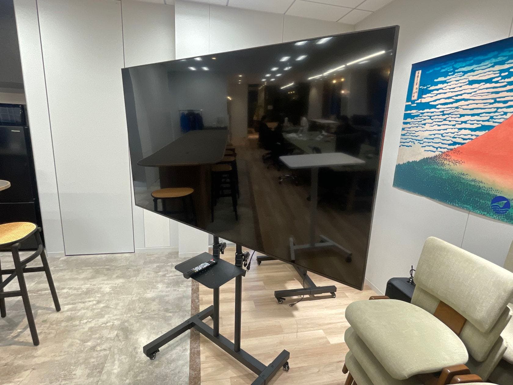 【浜松町駅5分】120人収容可能、交流会/ セミナー/パーティー、大型会議室/テレブース3室/ WiFi完備の写真7