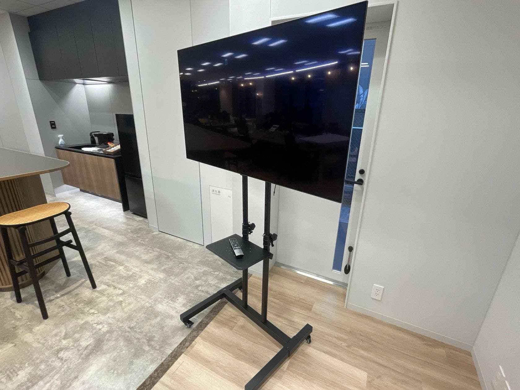 【浜松町駅5分】120人収容可能、交流会/ セミナー/パーティー、大型会議室/テレブース3室/ WiFi完備の写真8