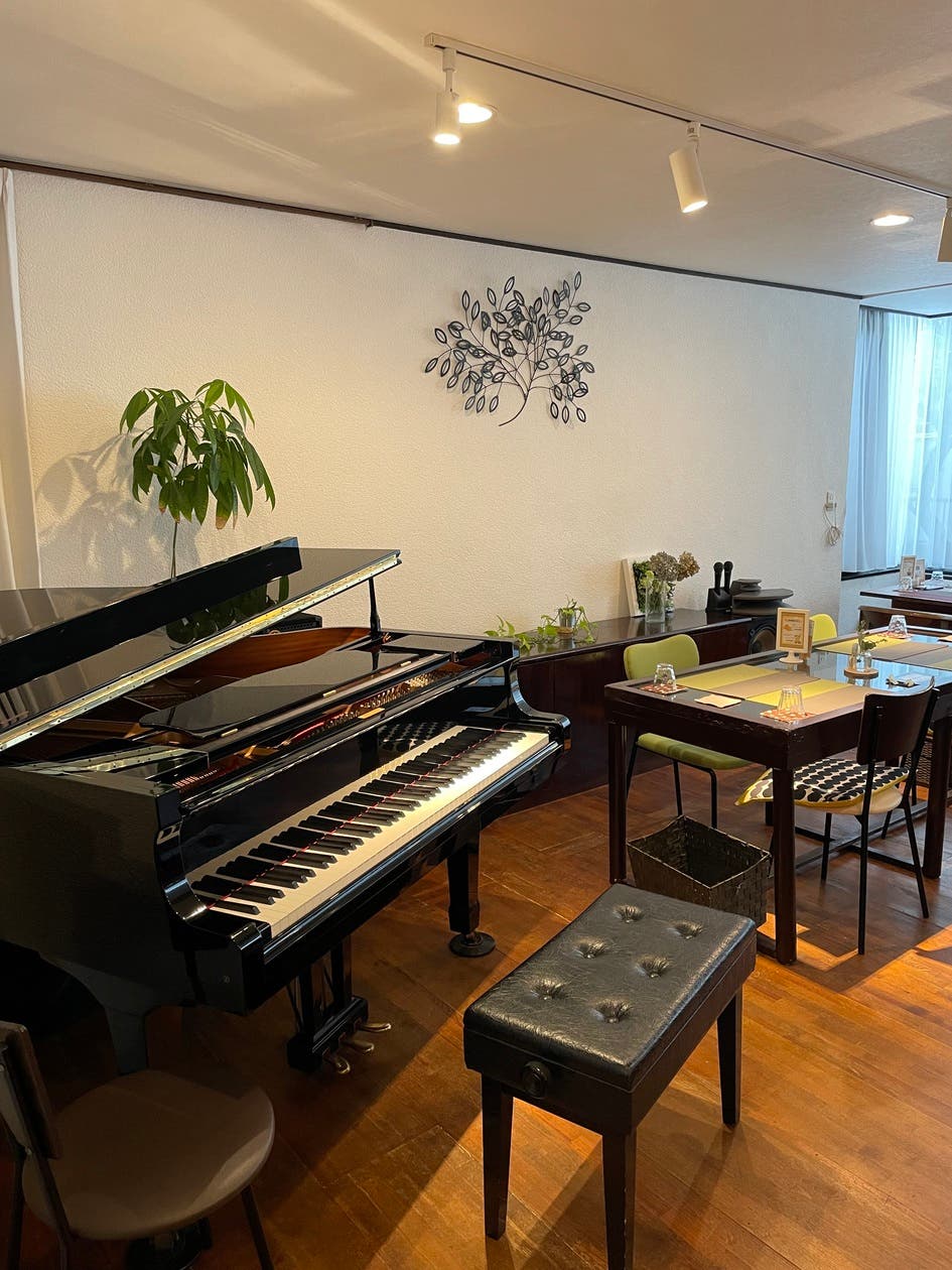 グランドピアノレンタルの画像1