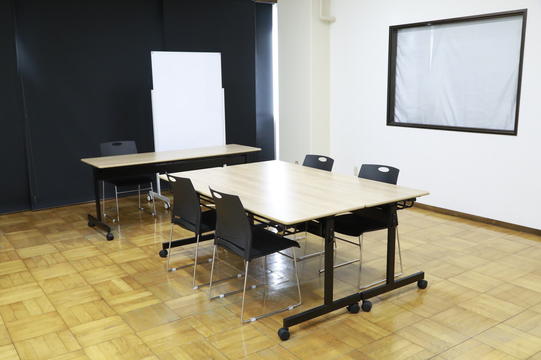 【宇都宮駅より車で5分】🎊最大30名利用可！広々70㎡✨駐車場10台以上有り✨バス停徒歩10秒でアクセス◎のマルチ会議室の写真6