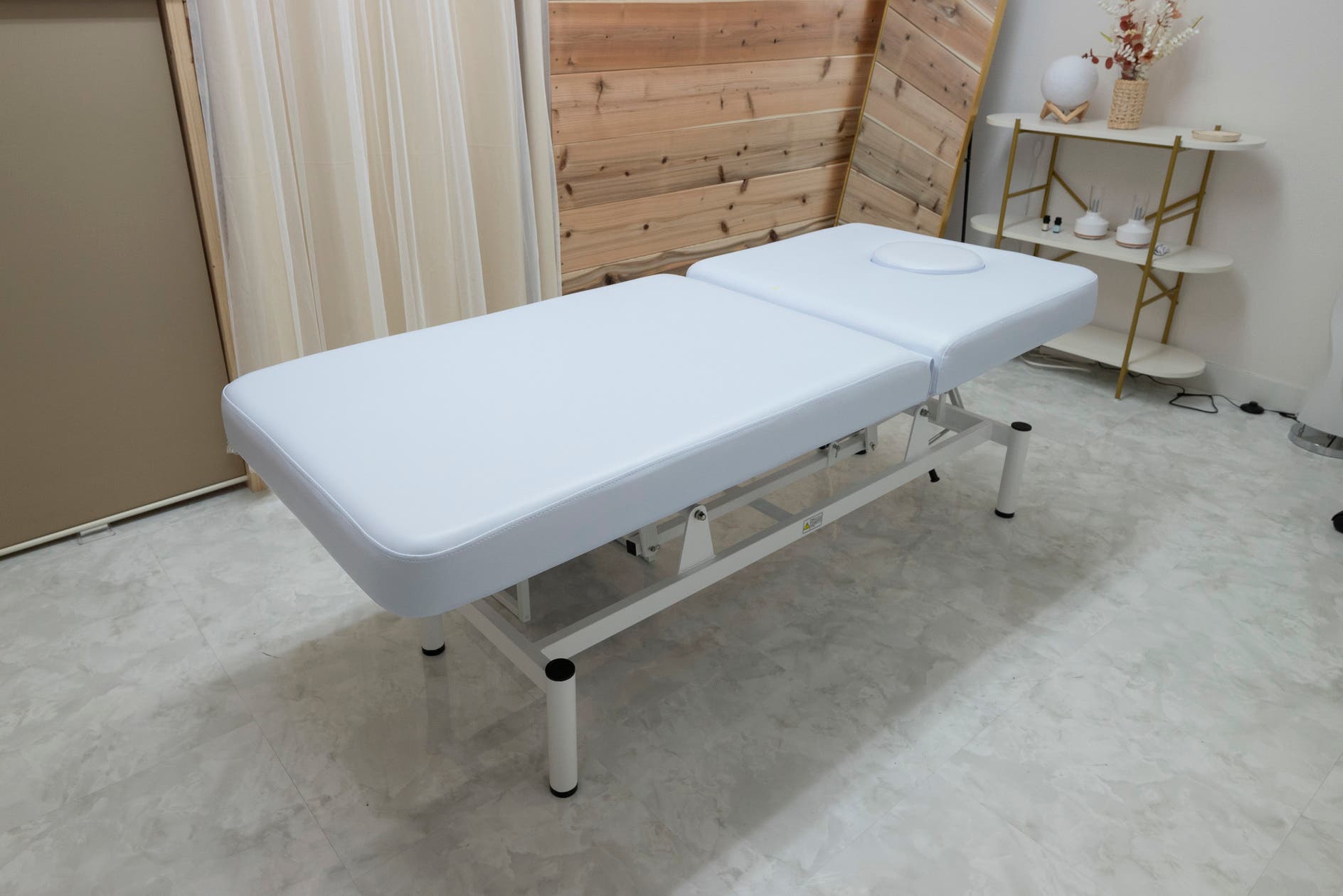 🧤ただいま常時暖房稼働中🧤✨全備品無料✨施術ベッド2台完備！同時施術＆研修OK｜栄/伏見徒歩圏内でコスト優良の写真10