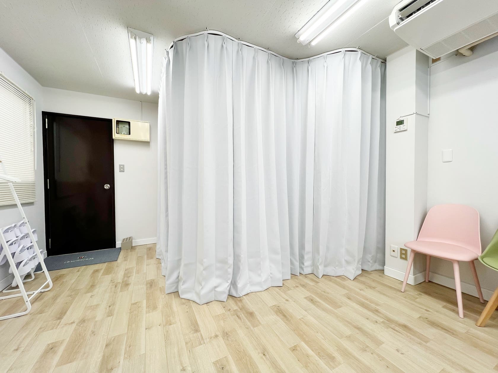 【神保町駅徒歩3分のレンタル撮影スタジオ】令和6年５月オープン！コスパ最強！自然光！撮影用備品無料貸出！の写真22