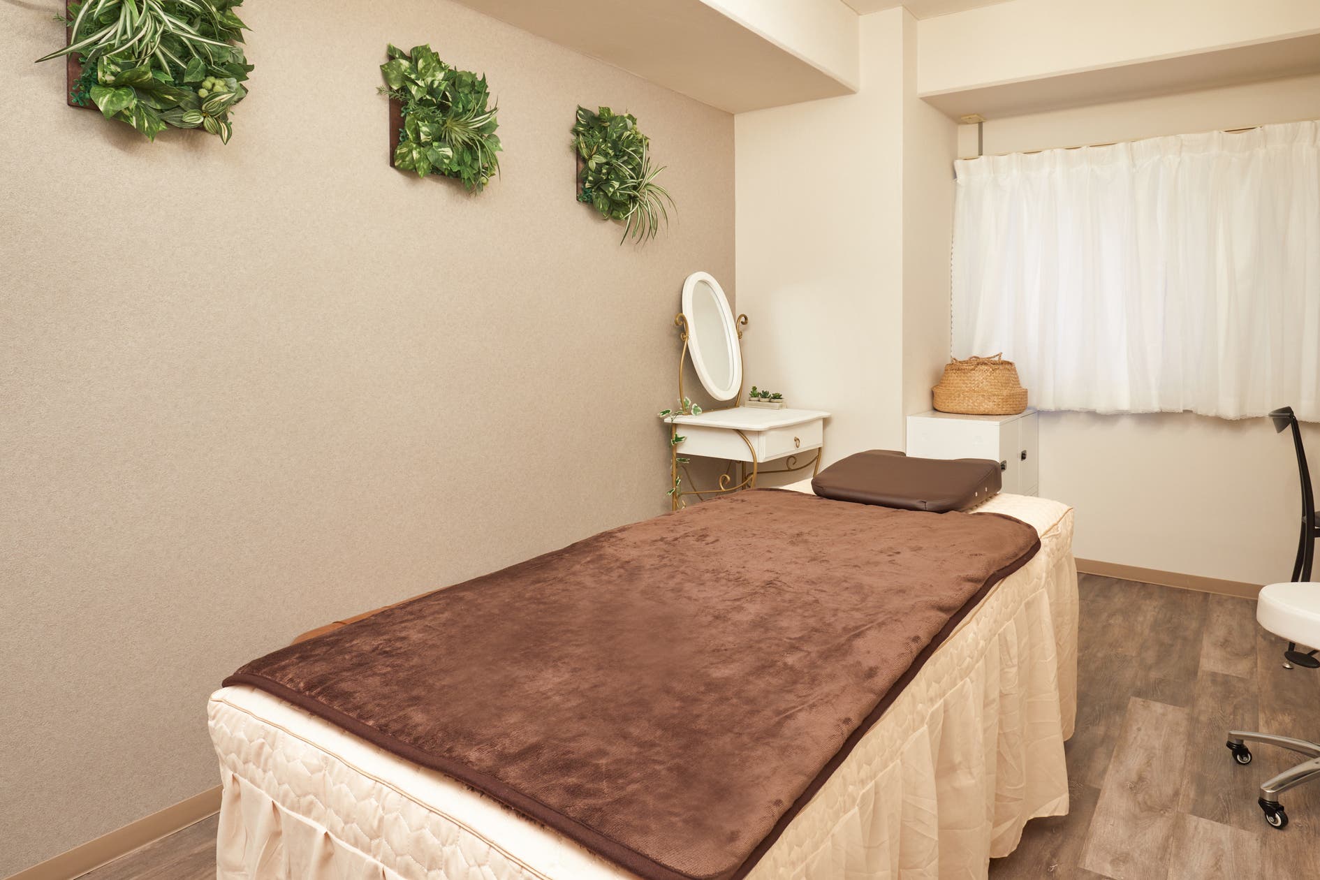 【池袋駅7分】平日料金大幅値下げ！💫/電動昇降ベッド（有孔）✨/お湯出る/今すぐ予約！/Rainbowの写真12