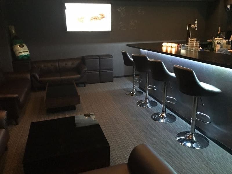 カラオケ付きBARスペース！女子会、誕生日会、ママ会、リモートワーク、様々な撮影、仮眠スペースなどあらゆる使い方が出来ます！の写真3