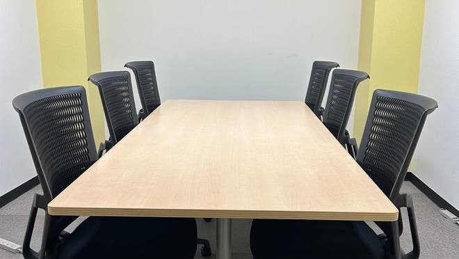 秋季限定価格!【赤坂見附徒歩2分/赤坂5分】<Room301>完全個室/冷暖房完備/駅チカ/無料Wi-Fi/24h利用可の写真1