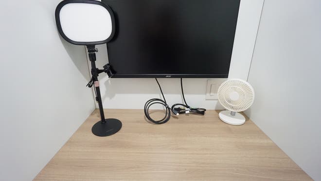 <ワークブース桜木町No.2>地下鉄桜木町駅南2A出口すぐ!1人用個室🚪光回線Wi-Fi📶モニター🖥電源🔌テレワーク/面接の写真2