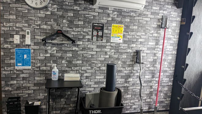 【ハコジム高宮店ルーム4】フリーウェイト中心の個室プライベートジム!人の目を気にせずフリーウェイトトレーニングをしよう!の写真4