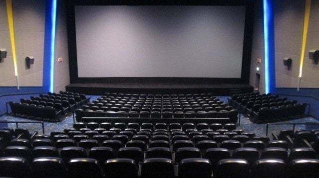 【大井スクリーン3】映画館がイベントスペースに♪発表会や総会、講演会、表彰式におすすめ!撮影や音楽イベントも歓迎!の写真1