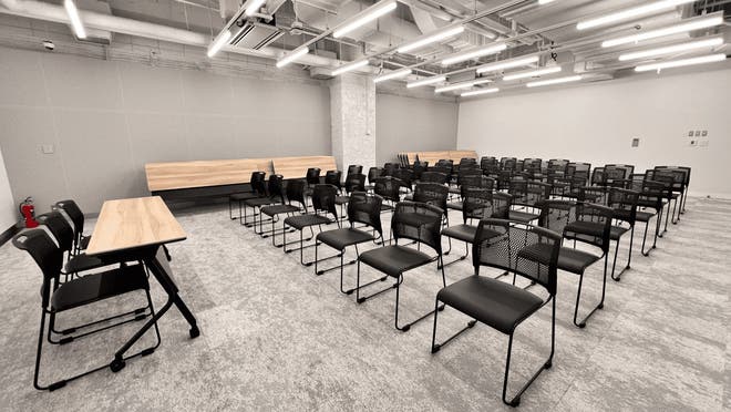 名古屋会議室 広⼩路本町 ROOM A(B1階)【栄駅徒歩4分!最大53名!会議やセミナーにおすすめ】の写真14