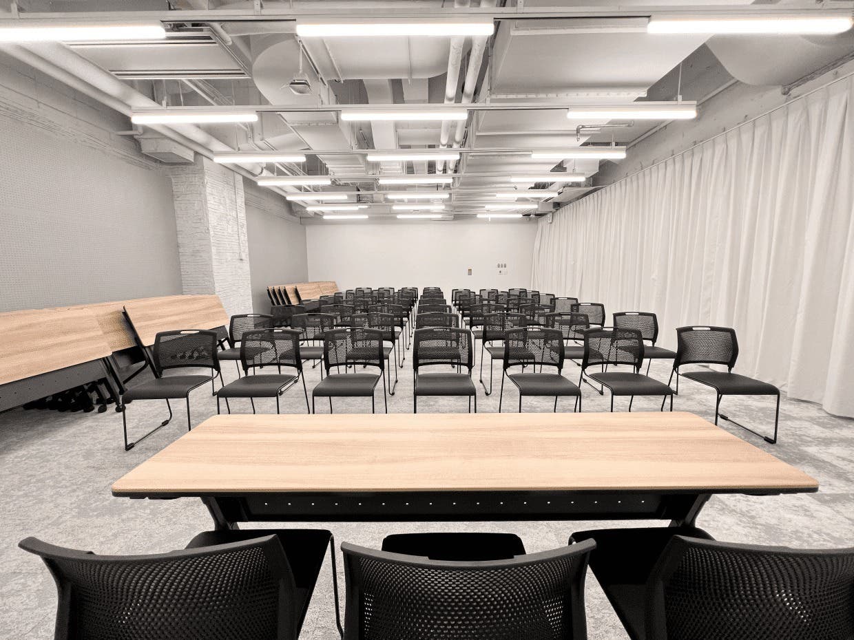 名古屋会議室 広⼩路本町 ROOM A（B1階）【栄駅徒歩4分！最大53名！会議やセミナーにおすすめ】の写真16