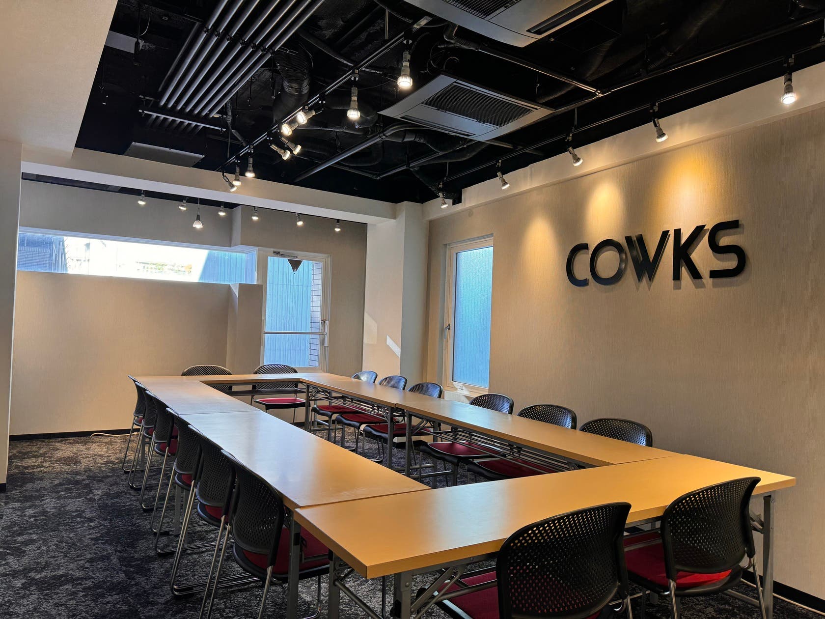 【赤坂見附駅徒歩2分】＜Room501＞最大30名様個室！冷暖房完備/駅チカ/無料Wi-Fi/24時間利用可/フリードリンクの写真6