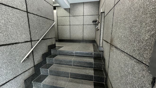 浜松町駅徒歩4分|最大31名|セミナー、懇親会、ゲーム、推し活、撮影、休憩室の利用に最適!ワンコイン会議室 大門・浜松町の写真14