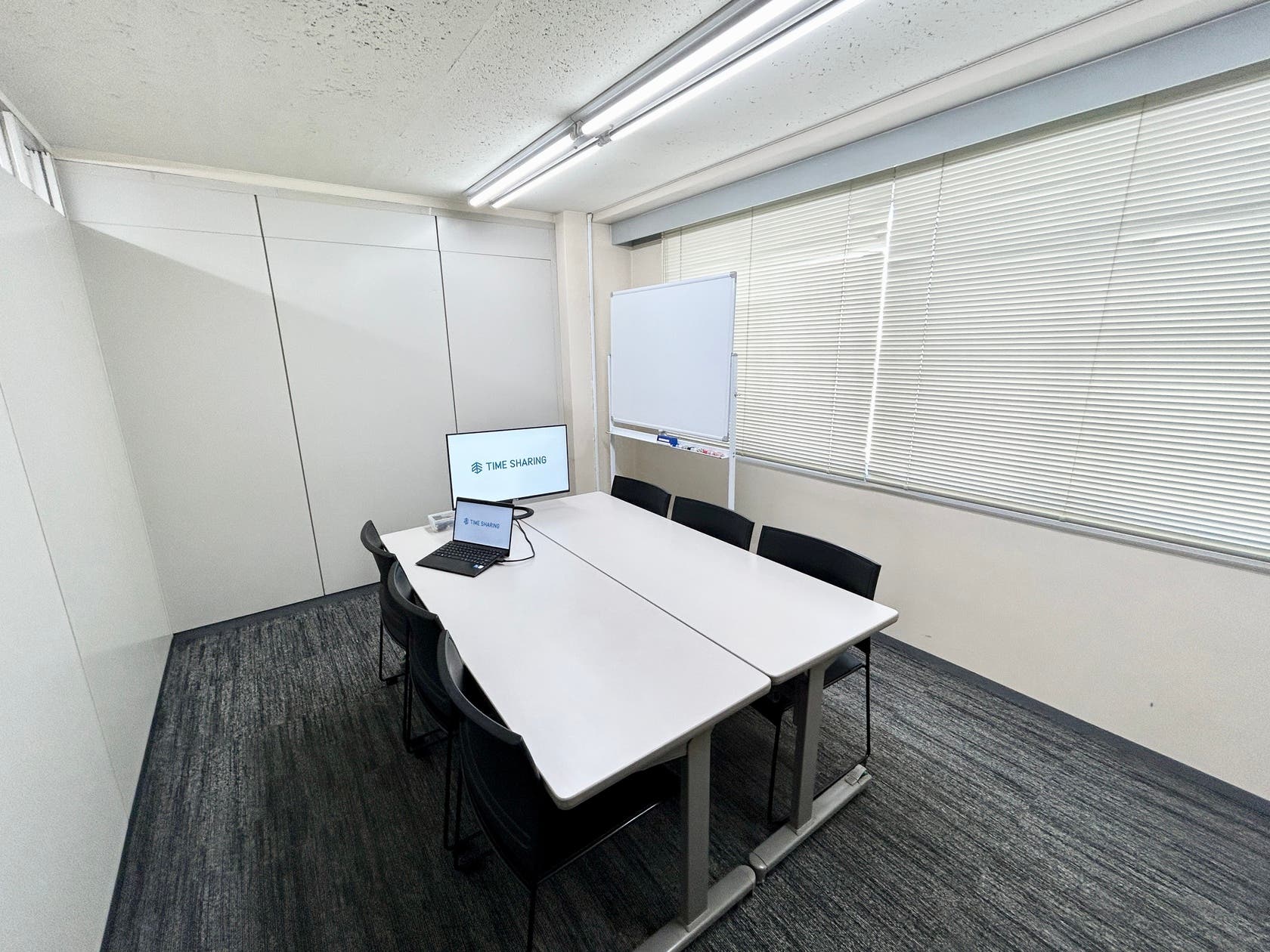 9B【 新宿三丁目駅 3分】オプション料金0円で使える設備・備品が充実♪ WiFi無料！清掃・消毒で衛生面も安心♥便利な駅近の写真1