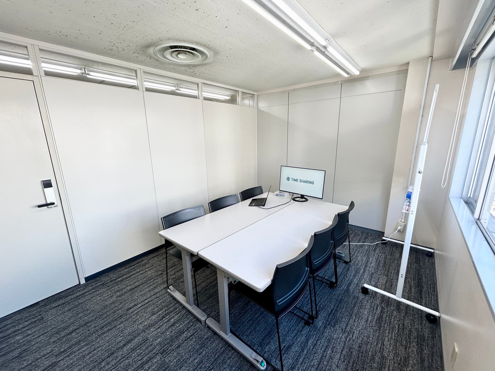 9B【 新宿三丁目駅 3分】オプション料金0円で使える設備・備品が充実♪ WiFi無料！清掃・消毒で衛生面も安心♥便利な駅近の写真3