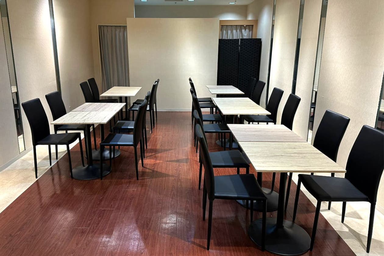 〈貸切スペース〉シャンクレール新宿　～ホワイトホール～の写真2