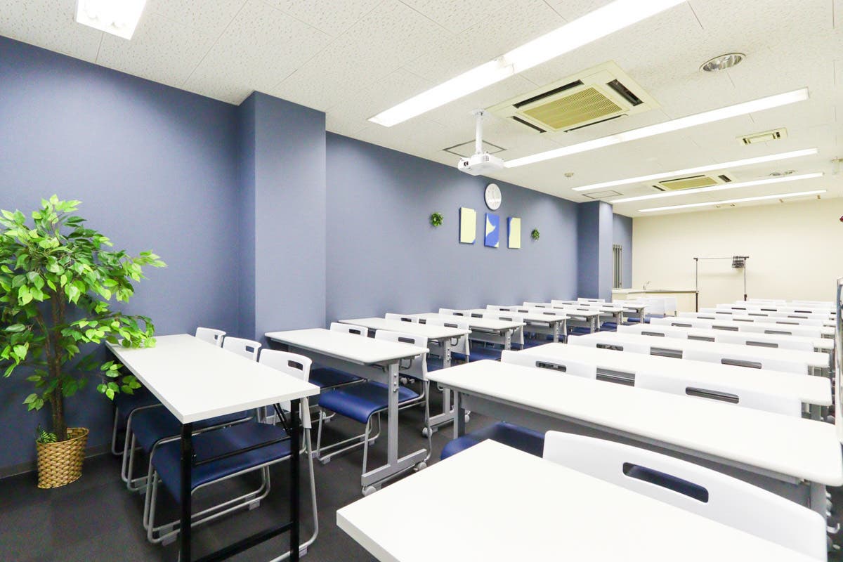 【梅田駅地下街出口10秒！ フロア占有！40名】プロジェクター・マイク・WiFi無料！ふれあい貸し会議室 梅田No115の写真6