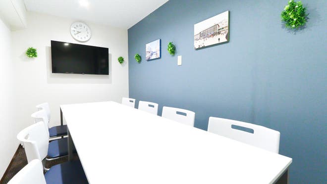 【梅田駅地下直結で最高の立地!西梅田改札目の前!8名利用可!】大型モニター・WiFi全て無料!ふれあい貸し会議室 梅田No116の写真3