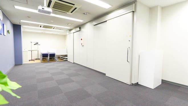 【梅田駅地下街出口10秒! フロア占有!40名】プロジェクター・マイク・WiFi無料!ふれあい貸し会議室 梅田No115の写真18
